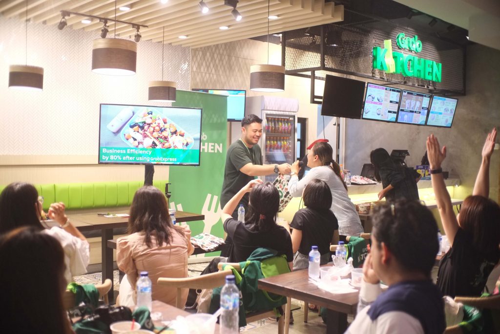 Grab Will Open Soon Its First Yangon GrabFood Kitchen To Expand ...