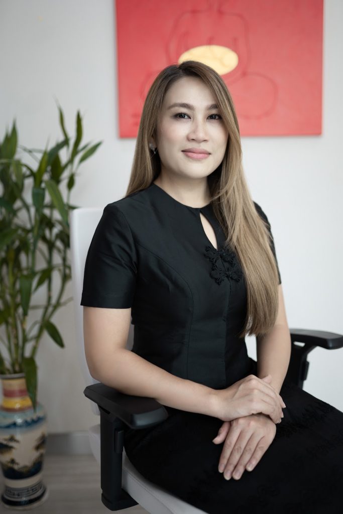 KBZ Bank Deputy CEO Receives ASEAN Entrepreneur Award | Myanmar Tech Press